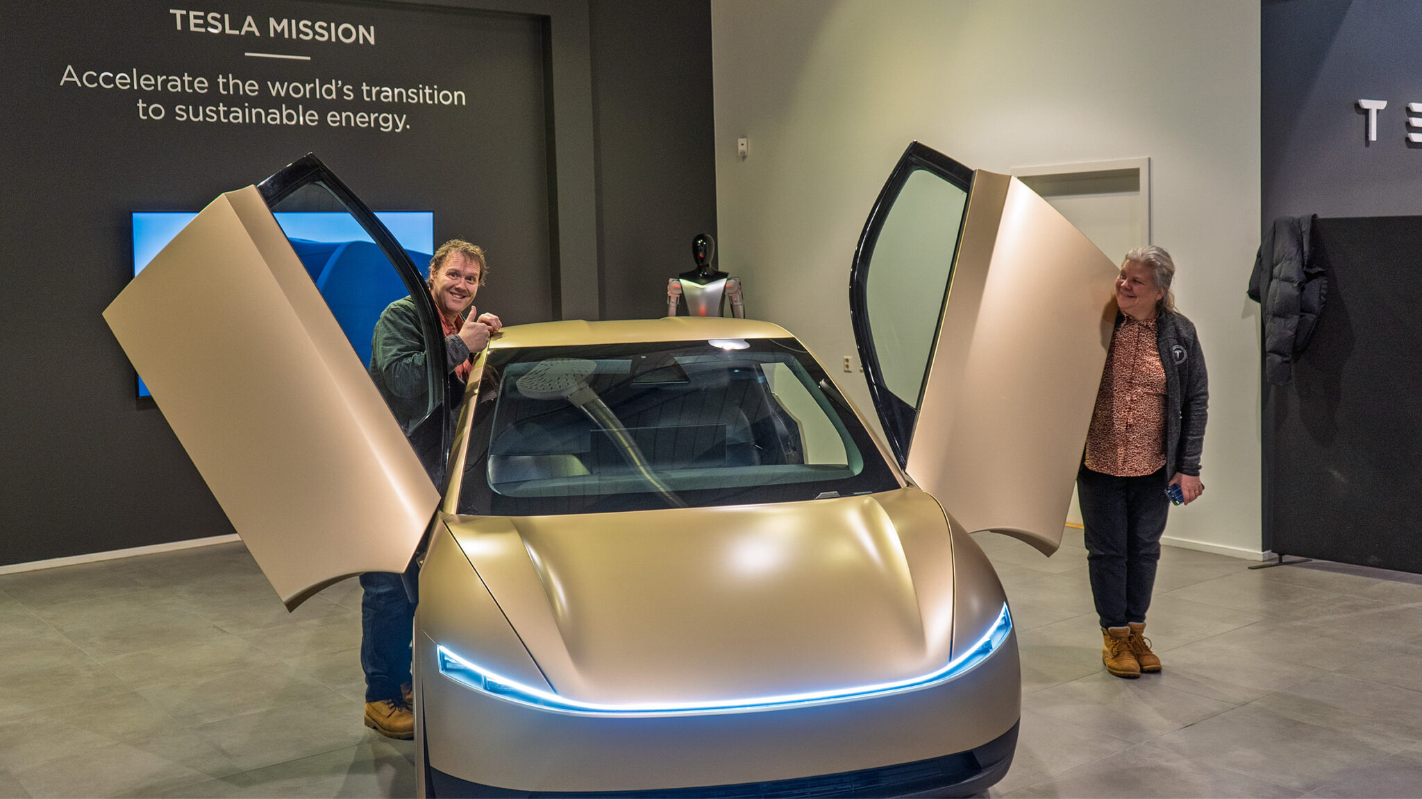 Tesla Cybercab på Skøyen – Fremtidens transport er her! - Tesla Owners ...